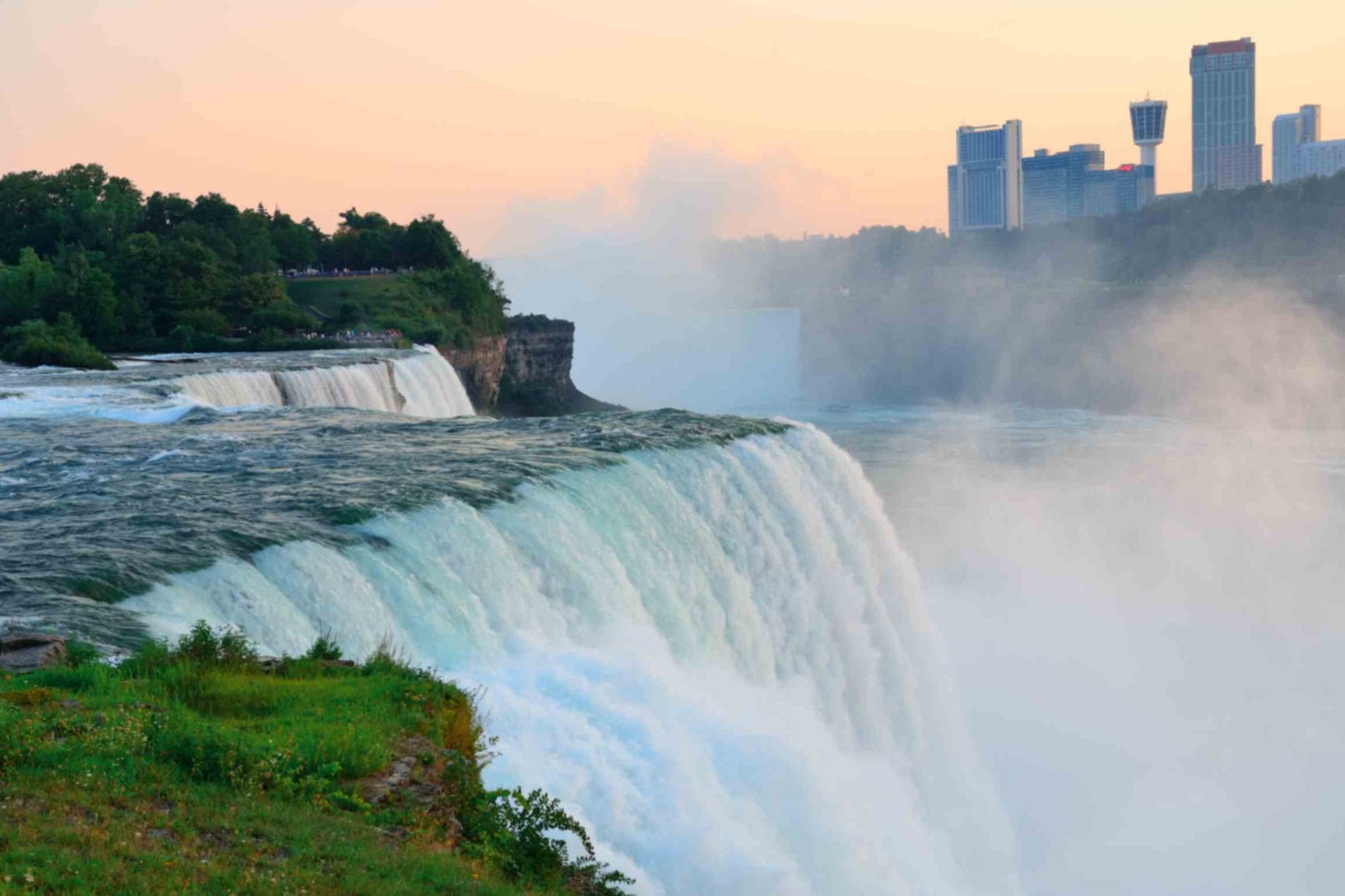 Top Places to Visit Near Toronto: Canada's Hidden Gems